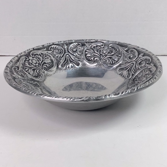 wilton and co | Dining | Vintage Rwp The Wilton Co Bowl | Poshmark